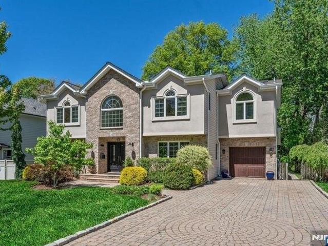 5 bedroom, Paramus NJ 07652 102477274