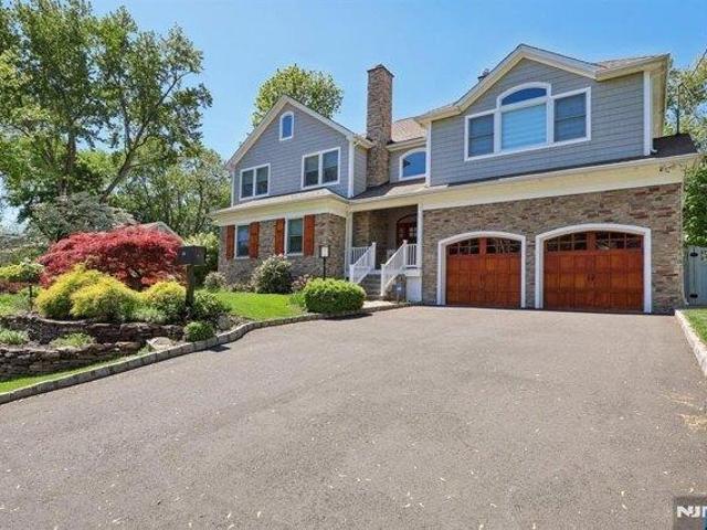 5 bedroom, Park Ridge NJ 07656 102531428