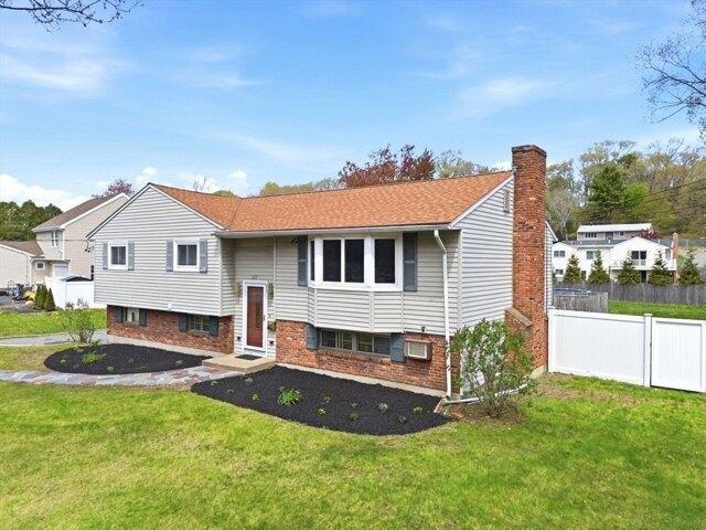 5 bedroom, Peabody MA 01960 LS103097403