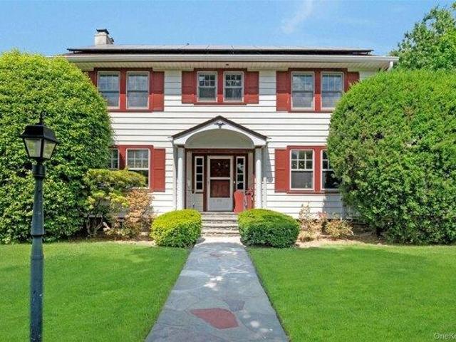 5 bedroom, Pelham NY 10803 LS102562760