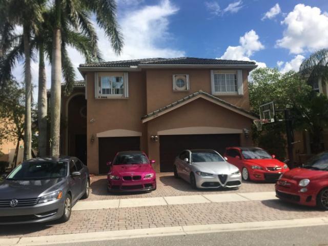 5 bedroom, Pembroke Pines FL 33027 78116772