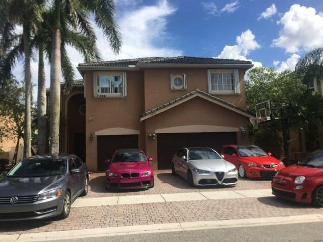 5 bedroom, Pembroke Pines FL 33027 LS100973041