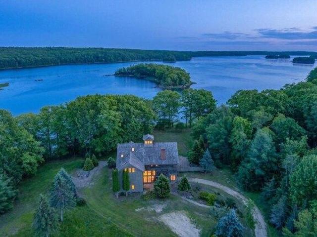 5 bedroom, Penobscot ME 04476 104510589