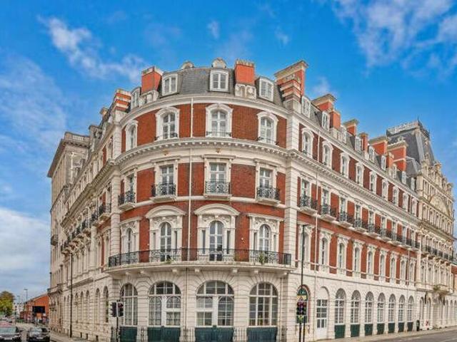 5 Bedroom Penthouse For Sale In South Western House