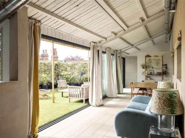 5 bedroom penthouse to rent