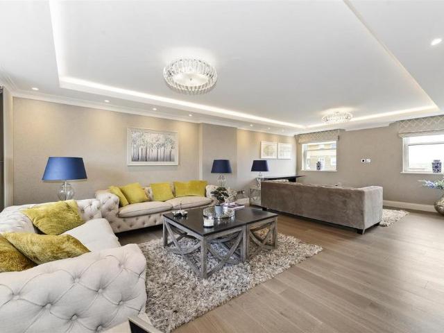 5 bedroom penthouse to rent