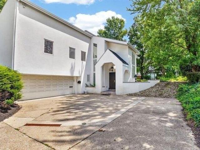 5 bedroom, Pittsburgh PA 15243 104902579