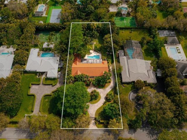 5 bedroom, Pinecrest Fl FL 33156 101340127
