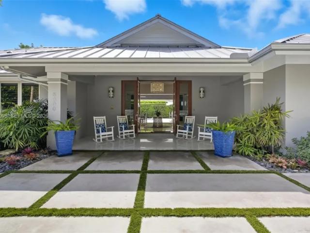 5 bedroom, Pinecrest FL FL 33156 102795089