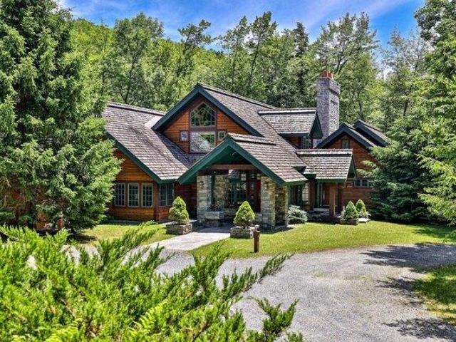 5 bedroom, Plymouth VT 05056 103125151