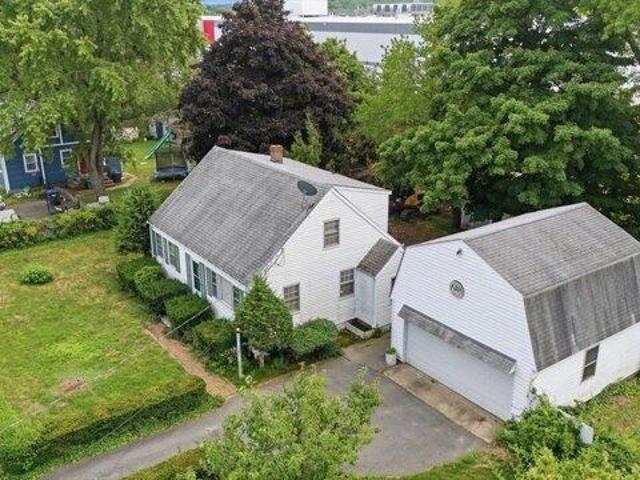 5 bedroom, Plainville MA 02762 105141525