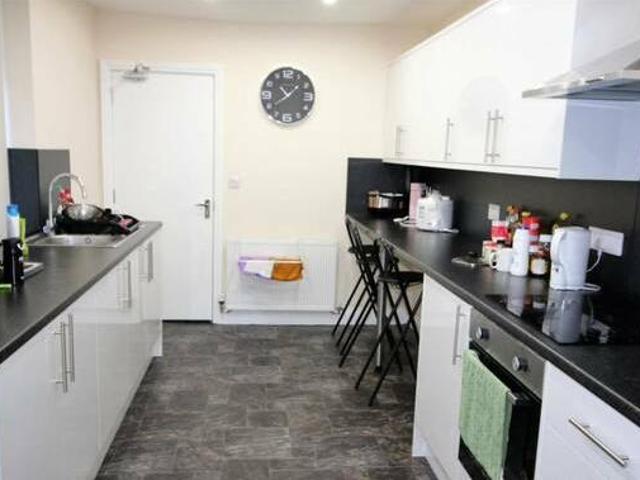 5 bedroom private hall for rent in Coulston Road Lancaster LA1