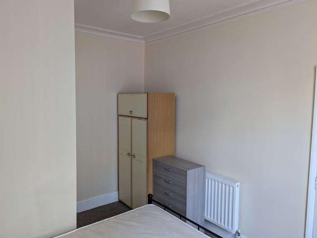 5 Bedroom Property