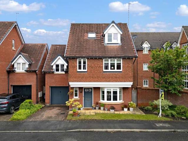 5 Bedroom Property