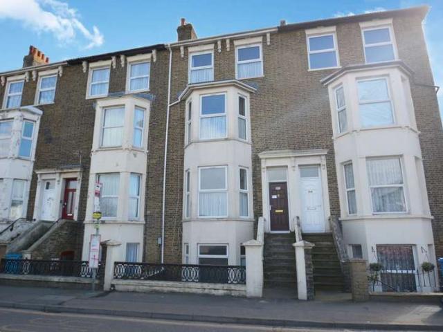 5 Bedroom Property