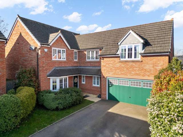 5 Bedroom Property