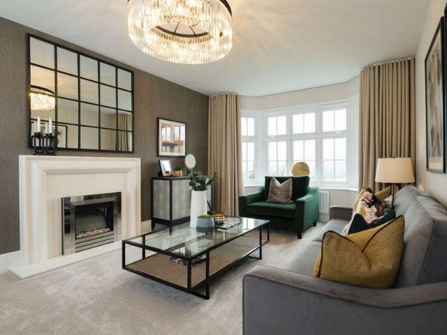 5 Bedroom Property