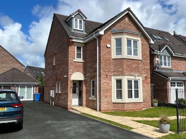 5 Bedroom Property