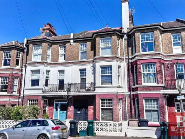 5 Bedroom Property
