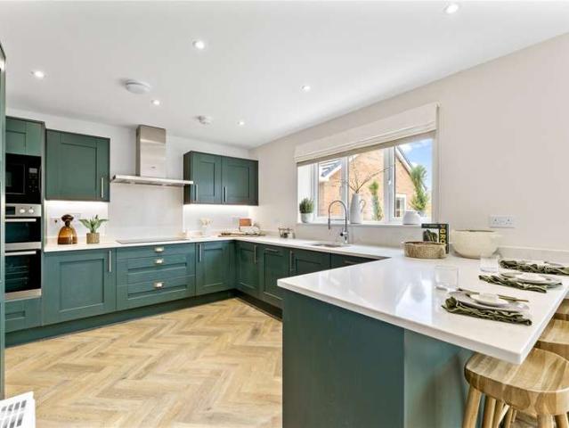 5 Bedroom Property