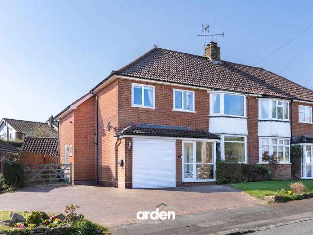5 Bedroom Property