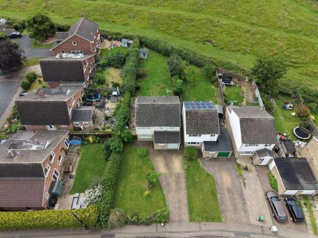 5 Bedroom Property