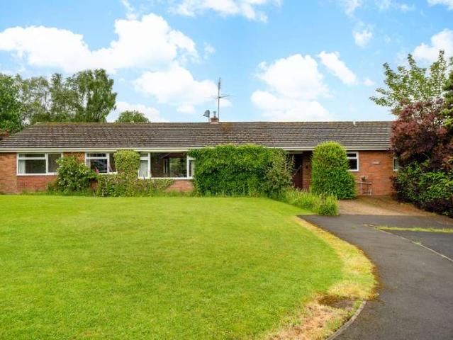 5 Bedroom Property
