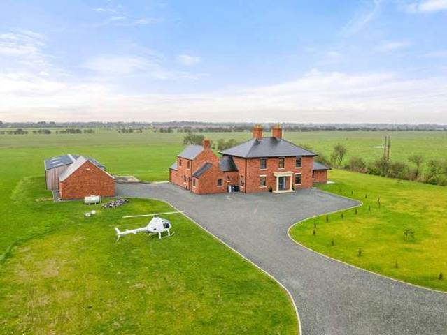 5 Bedroom Property