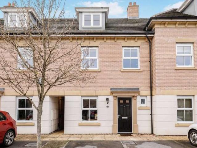 5 Bedroom Property