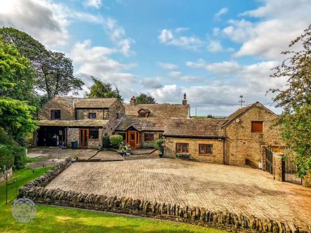 5 Bedroom Property