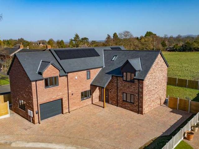 5 Bedroom Property