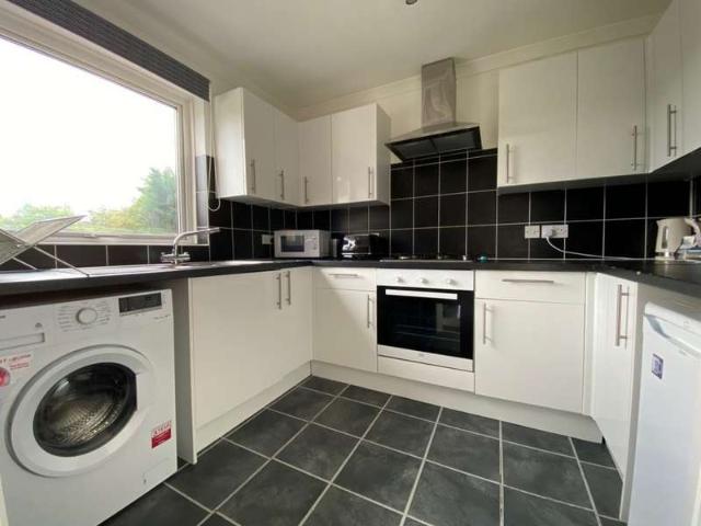 5 Bedroom Property