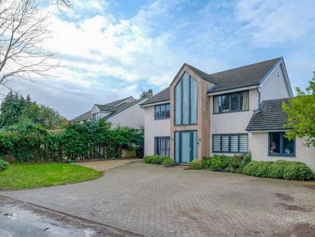 5 Bedroom Property