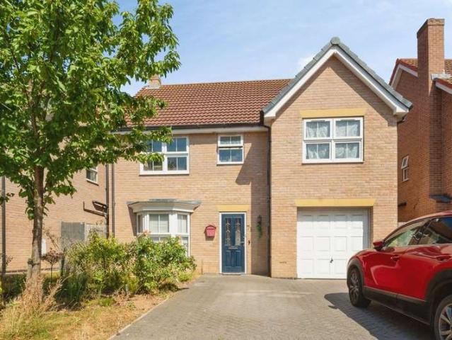 5 Bedroom Property