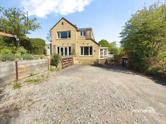 5 Bedroom Property