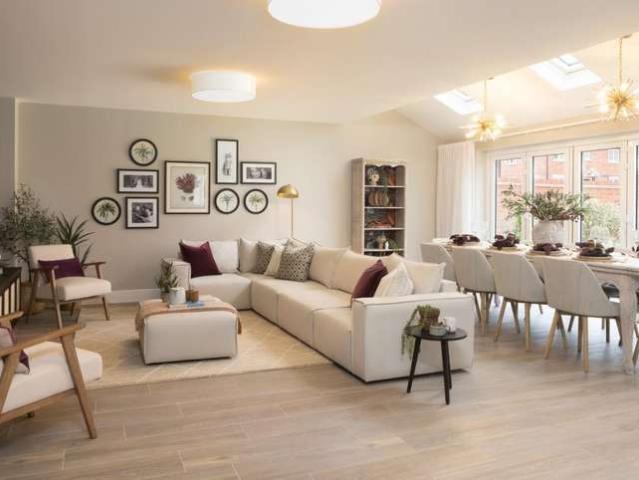 5 Bedroom Property