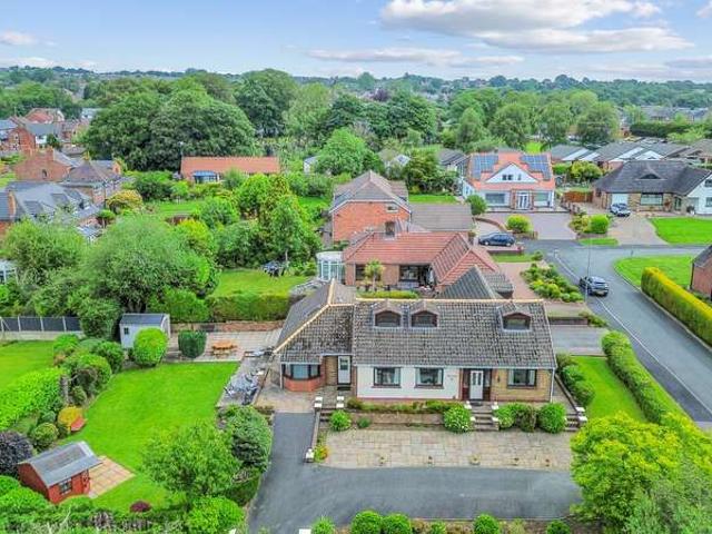 5 Bedroom Property