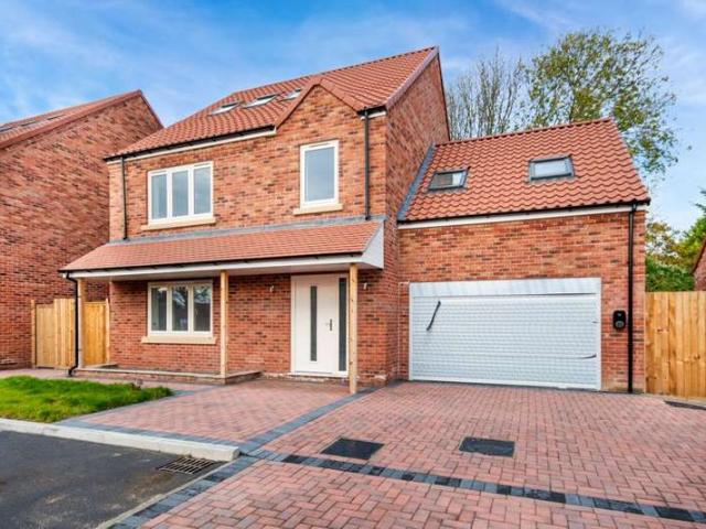 5 Bedroom Property