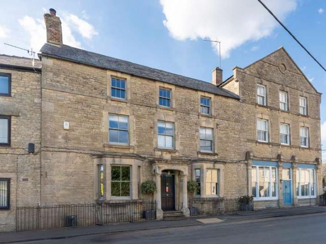 5 Bedroom Property