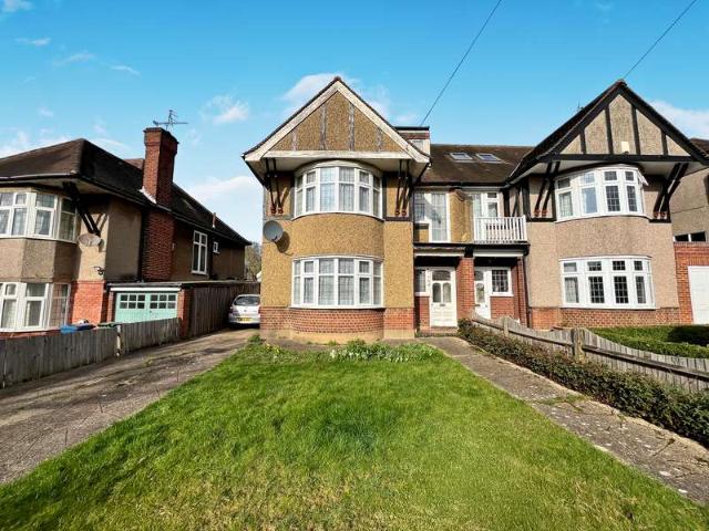 5 Bedroom Property