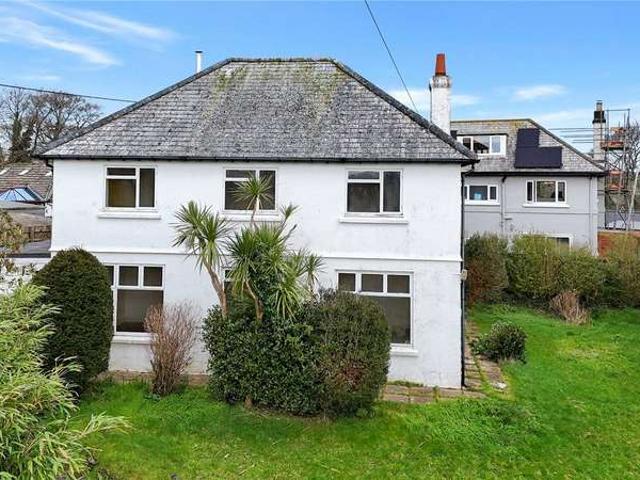 5 Bedroom Property