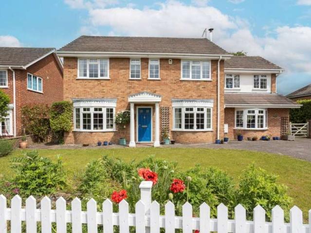 5 Bedroom Property