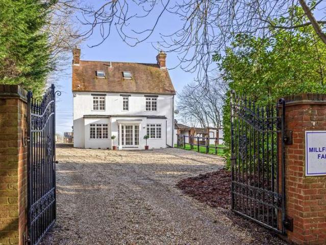 5 Bedroom Property