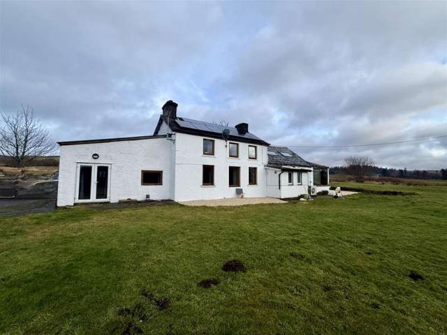 5 Bedroom Property