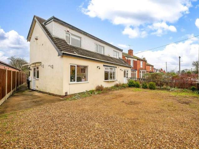 5 Bedroom Property