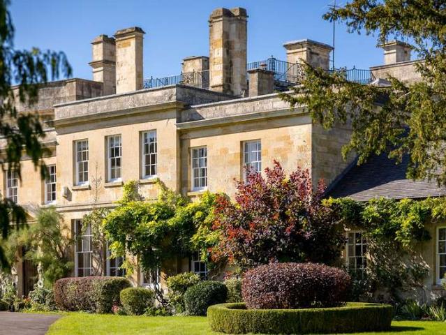 5 Bedroom Property