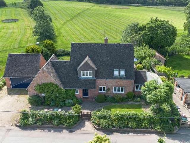 5 Bedroom Property