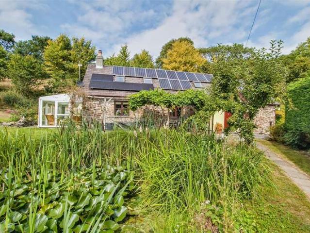 5 Bedroom Property
