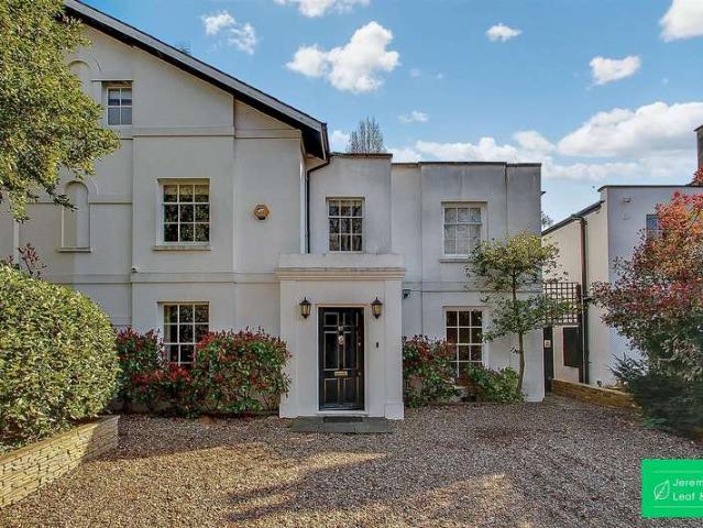 4 Bedroom Property