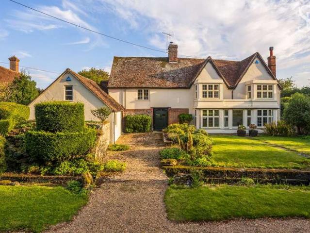 5 Bedroom Property